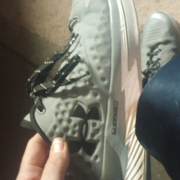Under Armour | Shoes | Steph Curry Low Top Charged | Poshmark